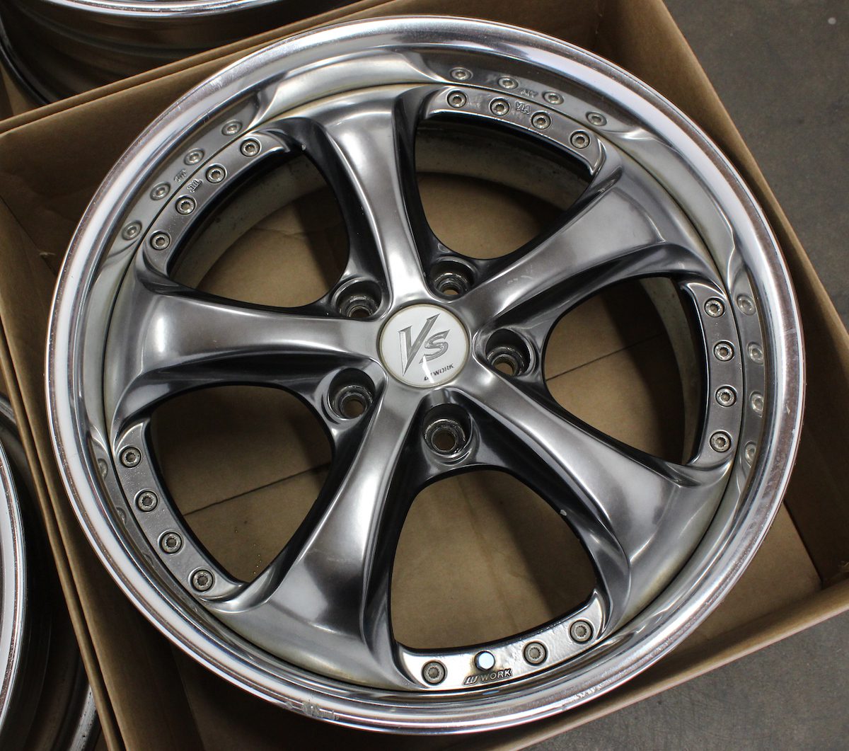 18" Work VS-KF Burning Black - Griplow JDM Super Wheels