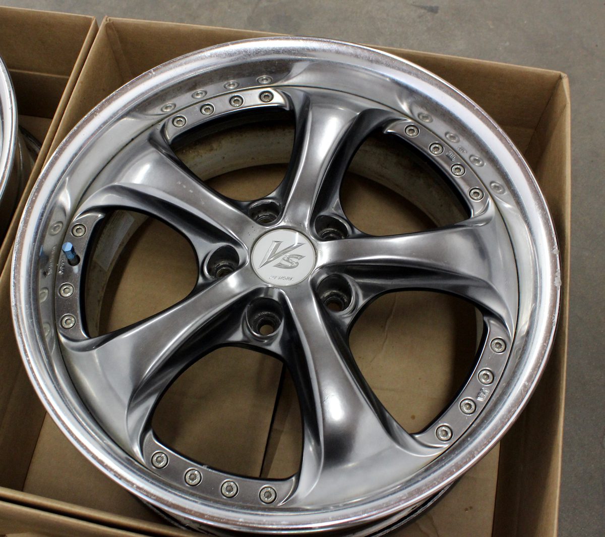 18" Work VS-KF Burning Black - Griplow JDM Super Wheels